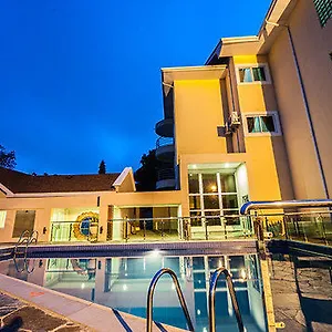 Golden Bean Hotel Kumasi: What To Expect From 4 star Hotel With | boutiquehotels.guru in 2025